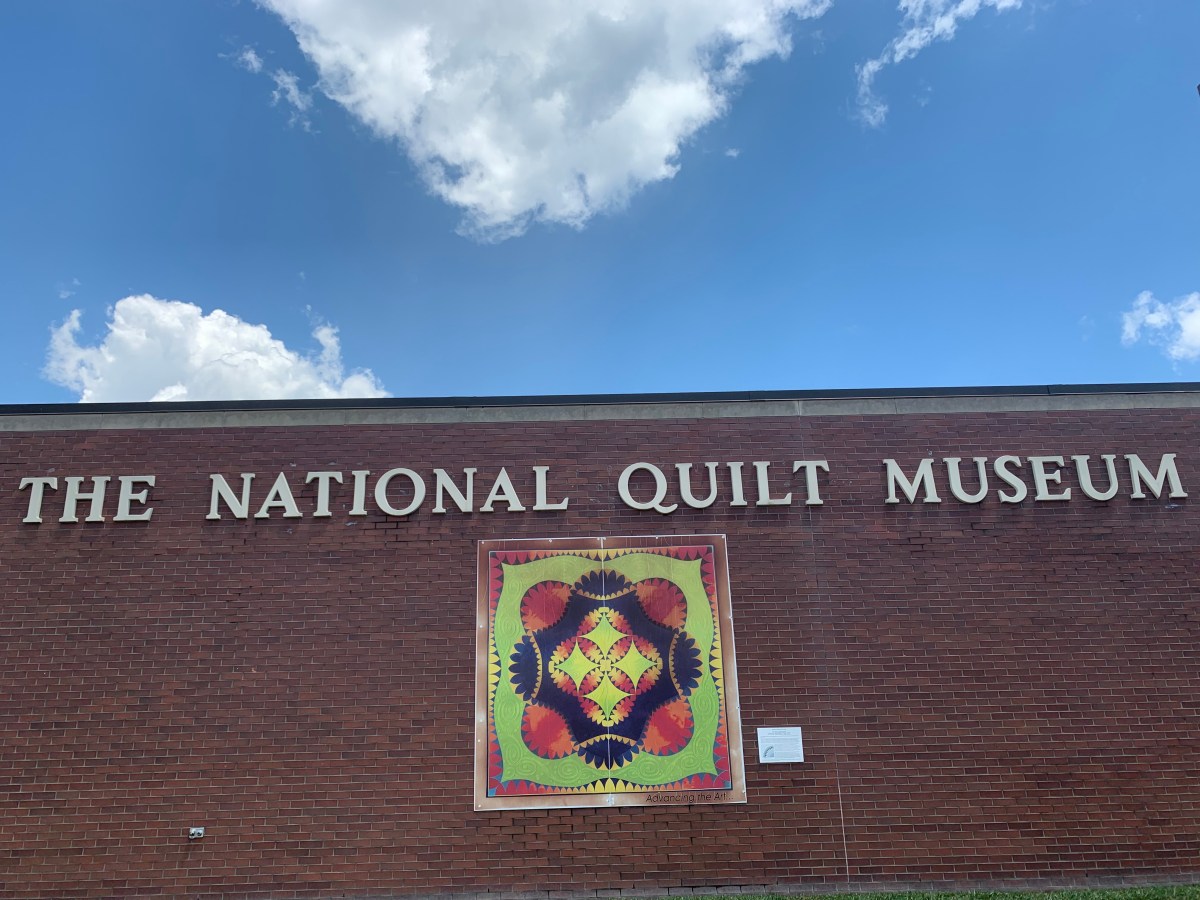 My Trip to the National Quilt Museum in Paducah, Kentucky – Milam's Musings